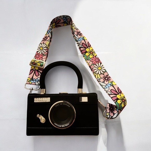 Evolving Always | Bags | Vintageinspired Camera Shaped Bag Black ...